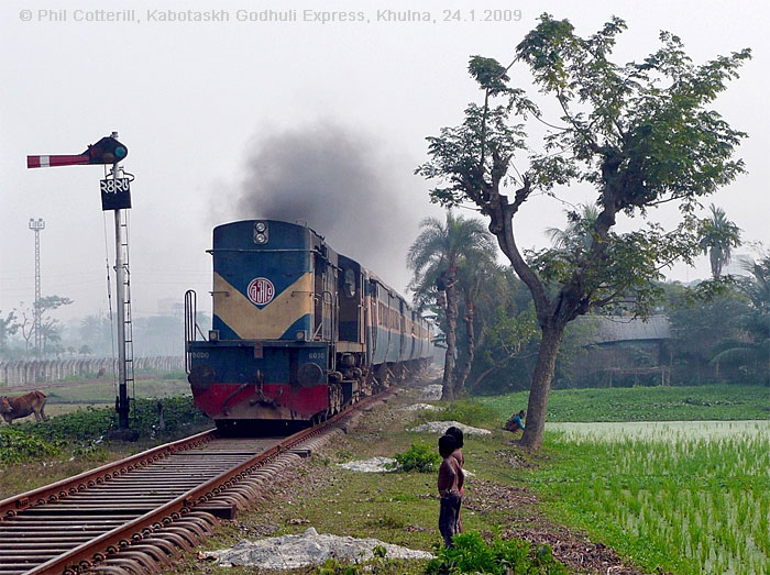 Collision halts Dhaka-Tangail train communication