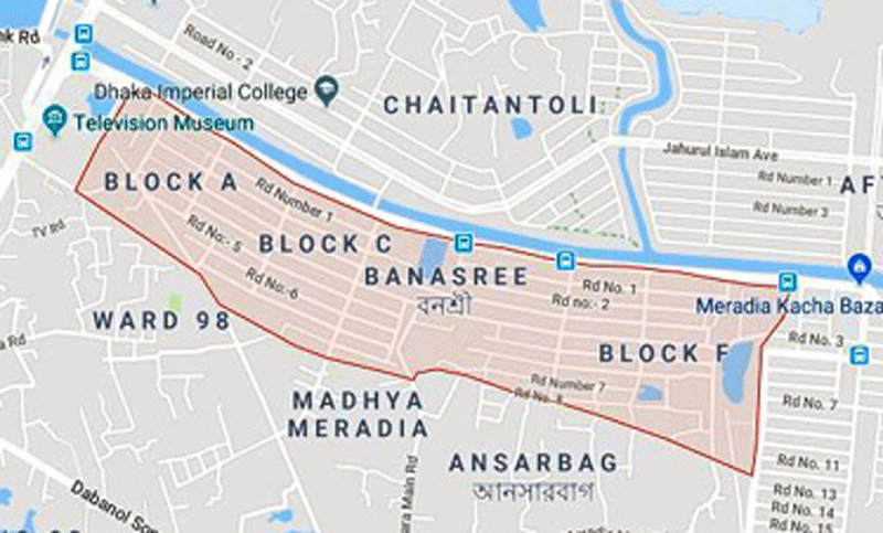 One killed, 25 injured as bus falls into ditch at Banasree