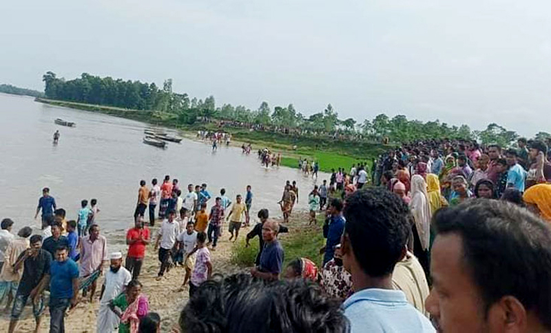 24 dead, over 15 missing in Panchagarh boat capsize