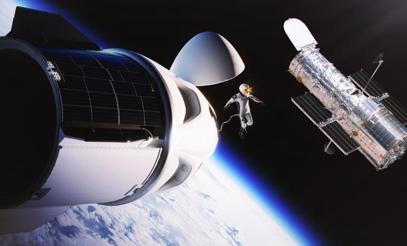 SpaceX to help extend life of NASA's Hubble Telescope