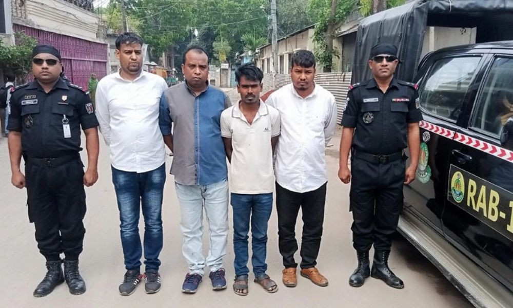 RAB arrested 4 fake DB police