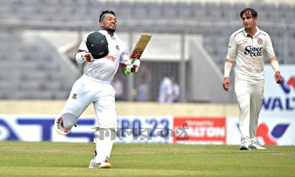 Shanto's century shakes Mirpur gallery