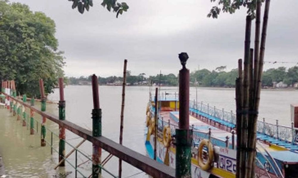 No flood threat this month